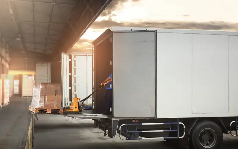 Tips for Seamless Loading and Unloading with a 3 Ton Pickup for Rent in ...